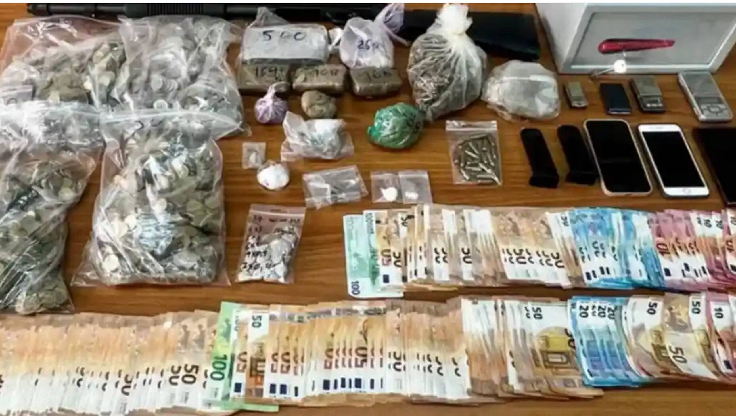 Μεγάλο χτύπημα του Ελληνικού FBI σε διακινητές ναρκωτικών στις Αχαρνές ...