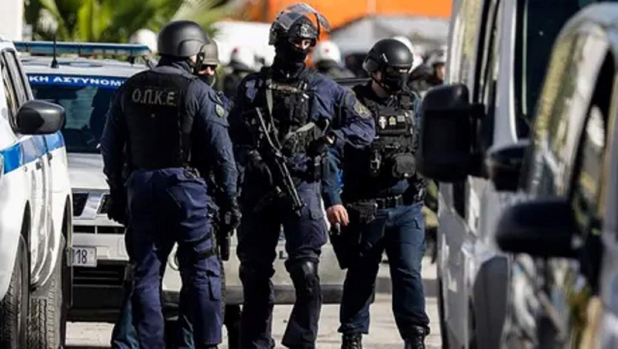 ΜΕΓΑΛΗ ΑΣΤΥΝΟΜΙΚΗ ΕΠΙΧΕΙΡΗΣΗ ΣΕ «ΟΙΚΙΣΜΟ» ΡΟΜΑ στις Αχαρνές – «ΞΗΛΩΜΑ ...